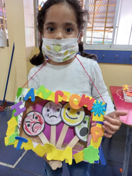 JUGANDO CON LAS EMOCIONES – Escuela Cel